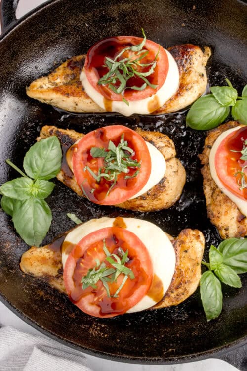 Easy Caprese Chicken - Skillet Recipe