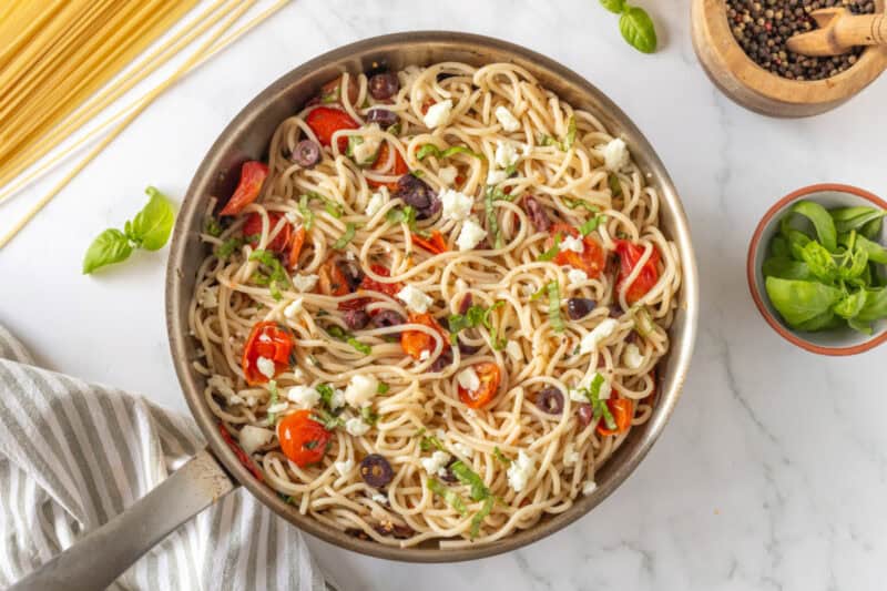 Easy Greek Spaghetti (Ready in 20 Minutes!) - My Organized Chaos